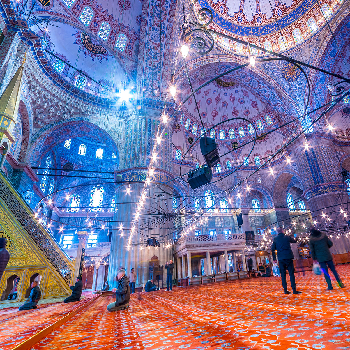 Mosque Carpets – MUSALLA CARPETS